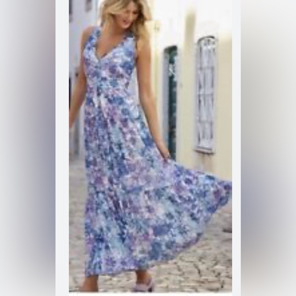 Boston Proper | Dresses | Nwt Boston Proper Button Floral Chiffon ...